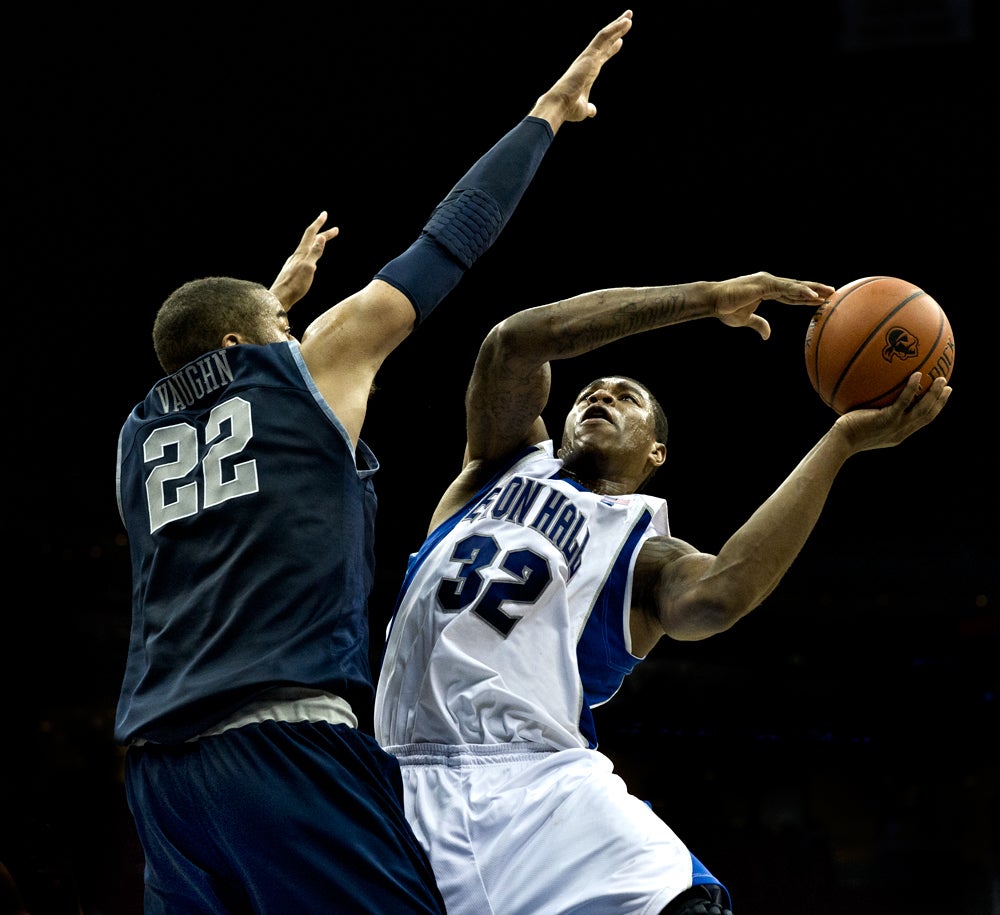 10 Tips For Shooting Better College Basketball Photos | Popular Photography