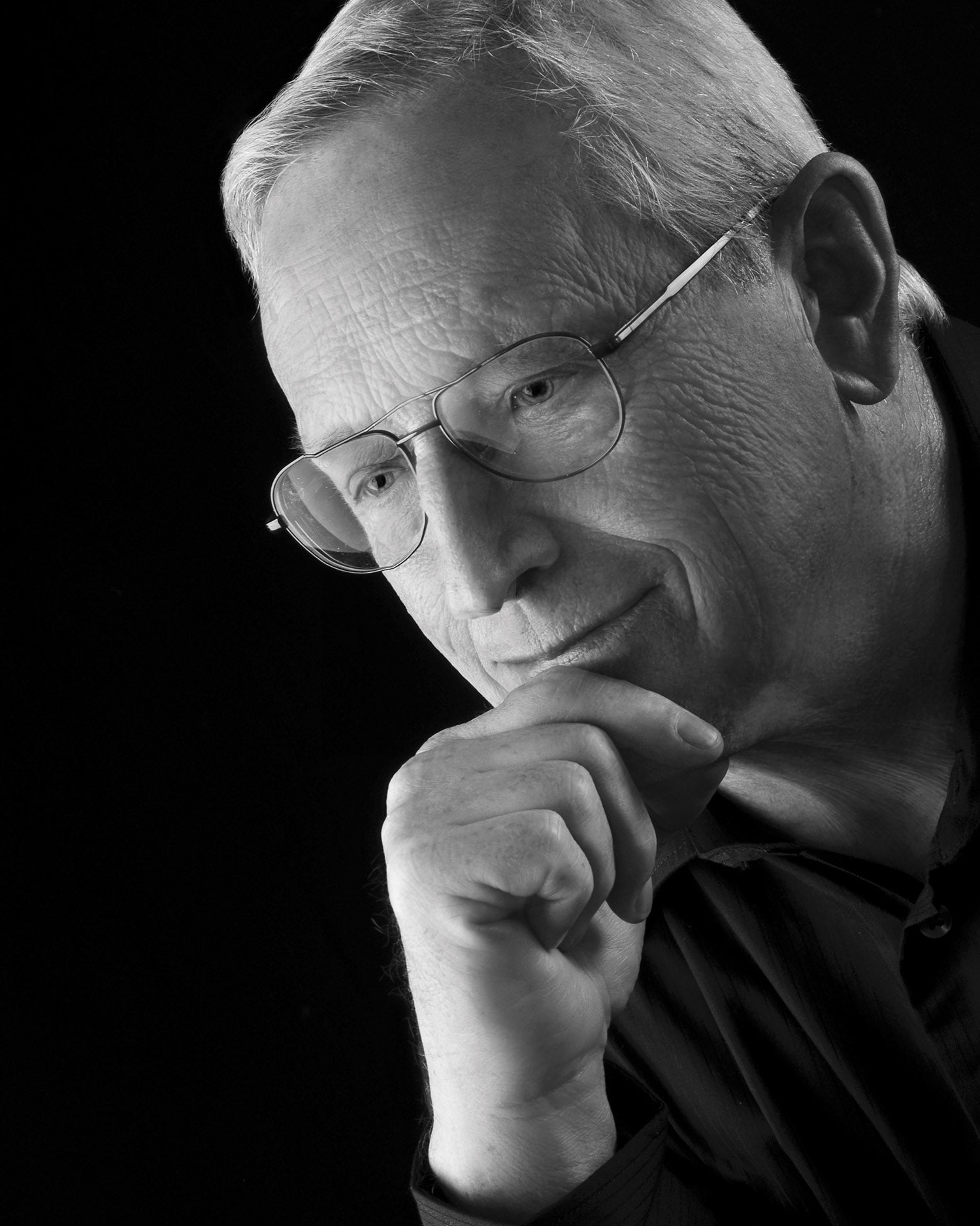 Mentor Series: Gary Gustin Plays With Lighting in Miami | Popular ...