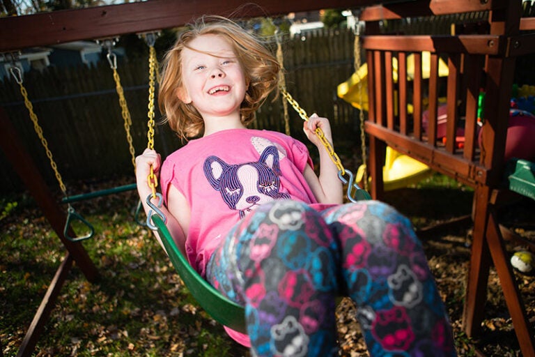 Review: Flashpoint Glow Hexapop 24-inch Soft Box | Popular Photography