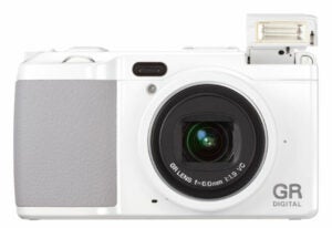 New Gear: Ricoh GR Digital IV Advanced Compact | Popular Photography