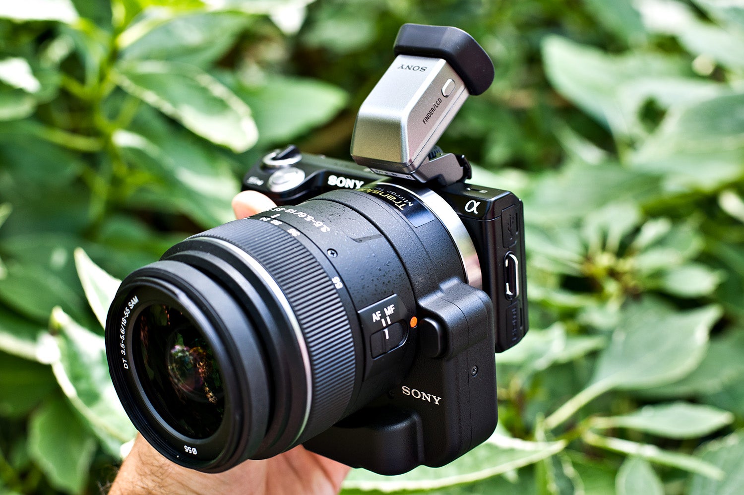 New Gear: Sony NEX-5N Is Faster, Still Skinny | Popular Photography
