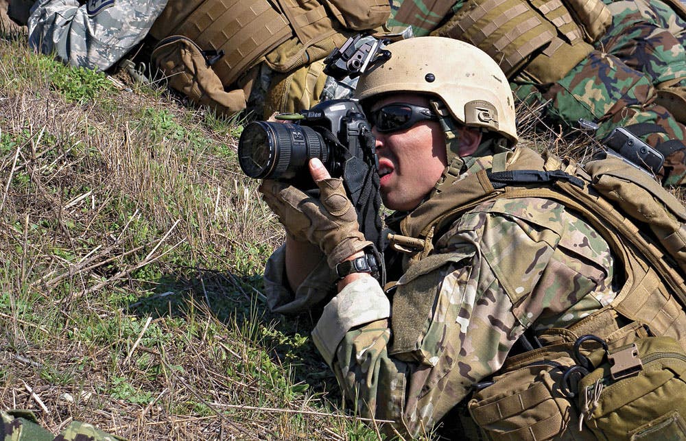 Front Lines: Life as a US Military Photographer | Popular Photography