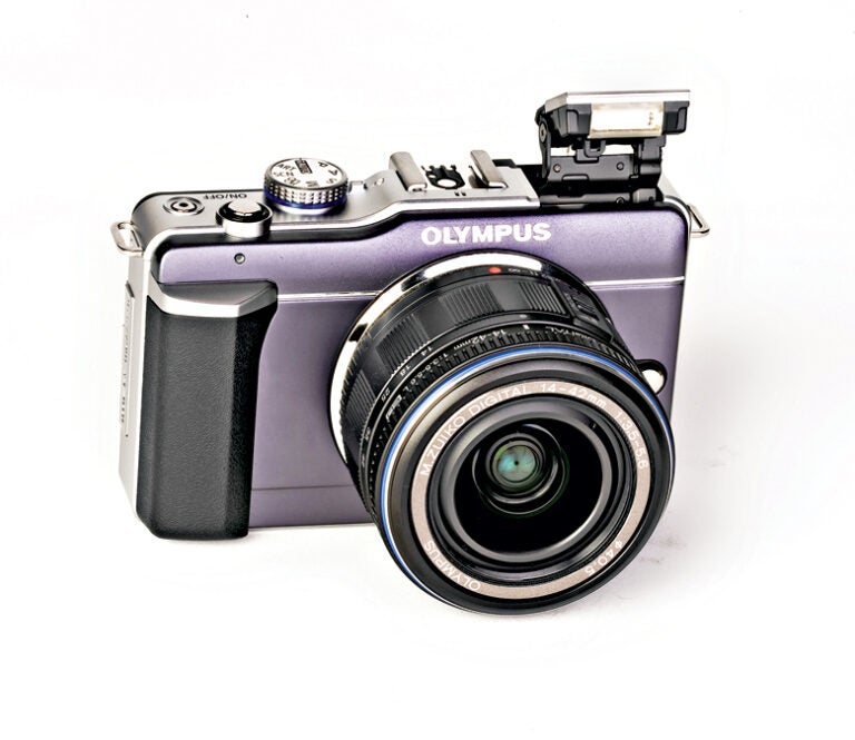 Hands On: Olympus PEN E-PL1 | Popular Photography