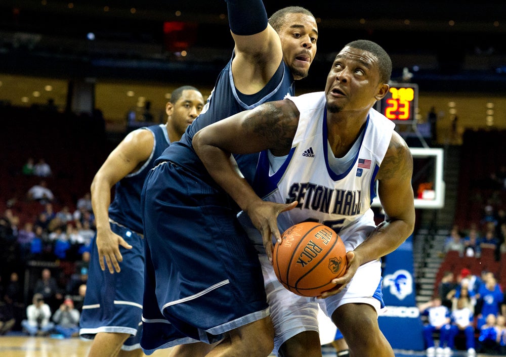 10 Tips For Shooting Better College Basketball Photos | Popular Photography