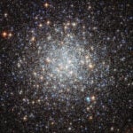 Photo: Hubble Captures the Messier 9 Cluster With More Than 250,000 Stars