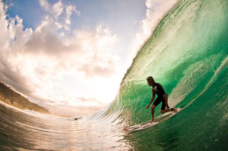 Tips From a Pro: Surf Photography With Pat Stacy | Popular Photography