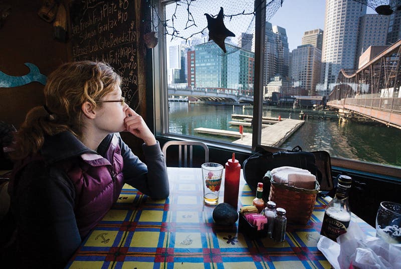 How To: Use A Window For An Environmental Portrait | Popular Photography