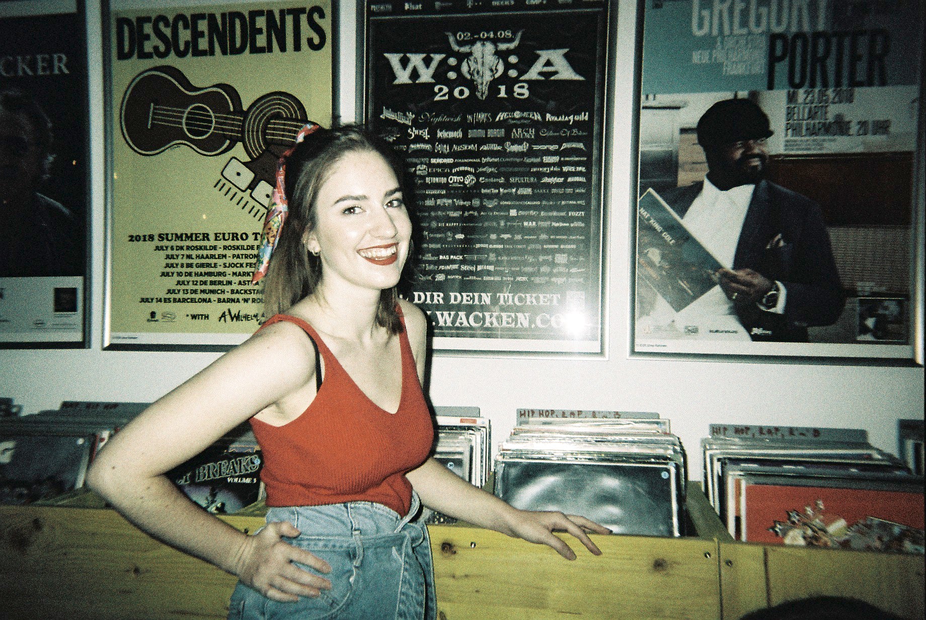 Lomography built a reusable disposable camera loaded with its ...