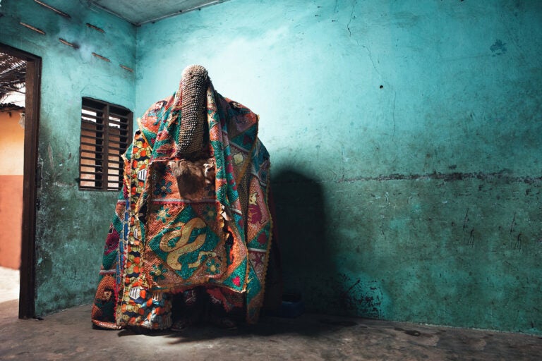 World's oldest photo contest unveils 2021 winners | Popular Photography