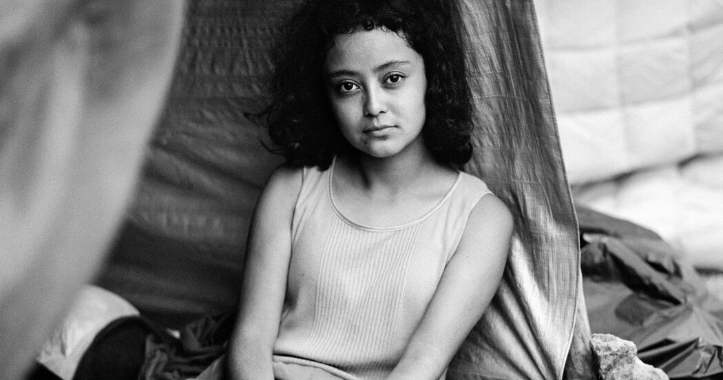 Migrant self-portraits win 2022 World Photo Awards | Popular Photography