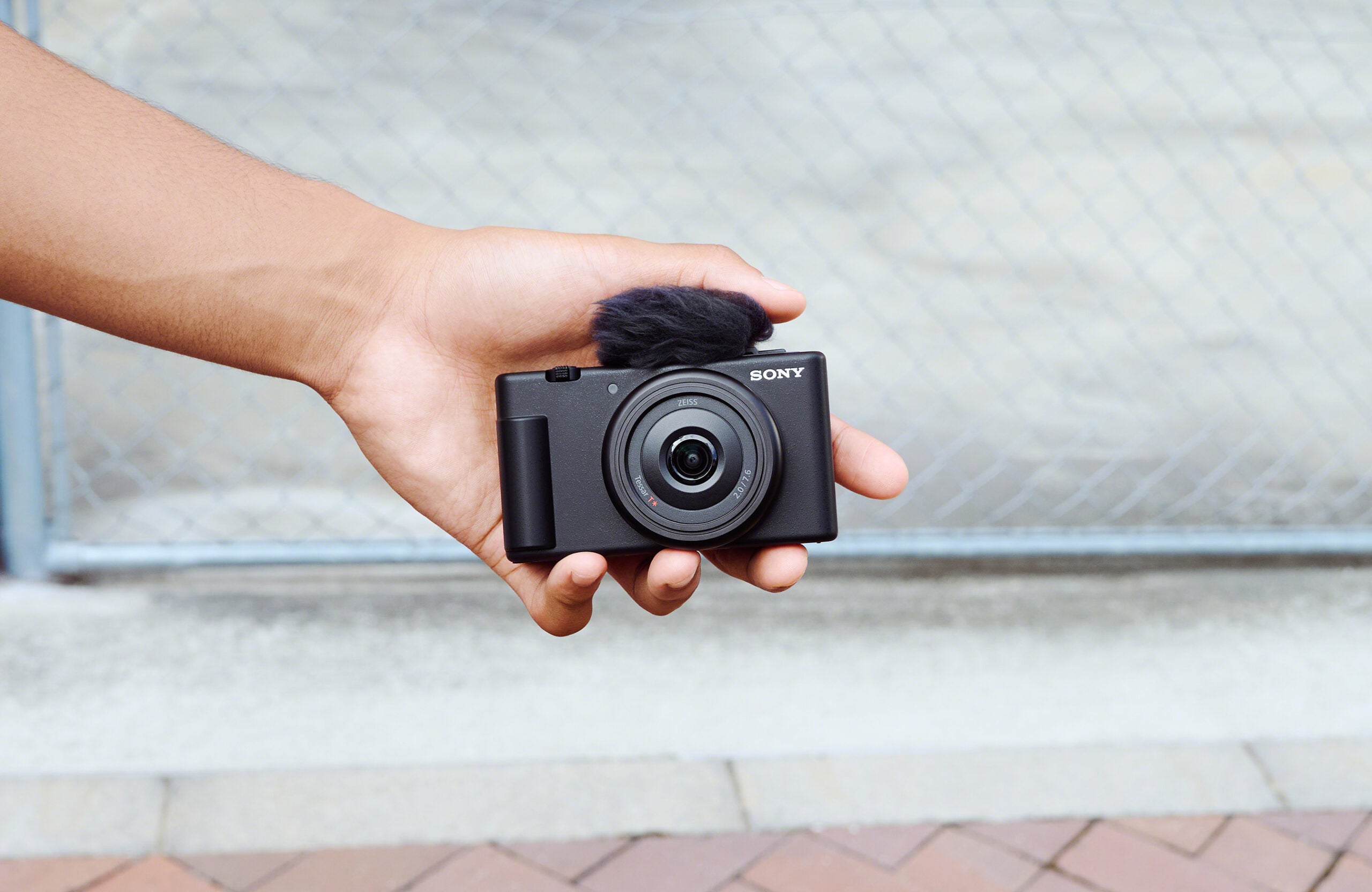 Sony Introduces The Zv 1f Popular Photography
