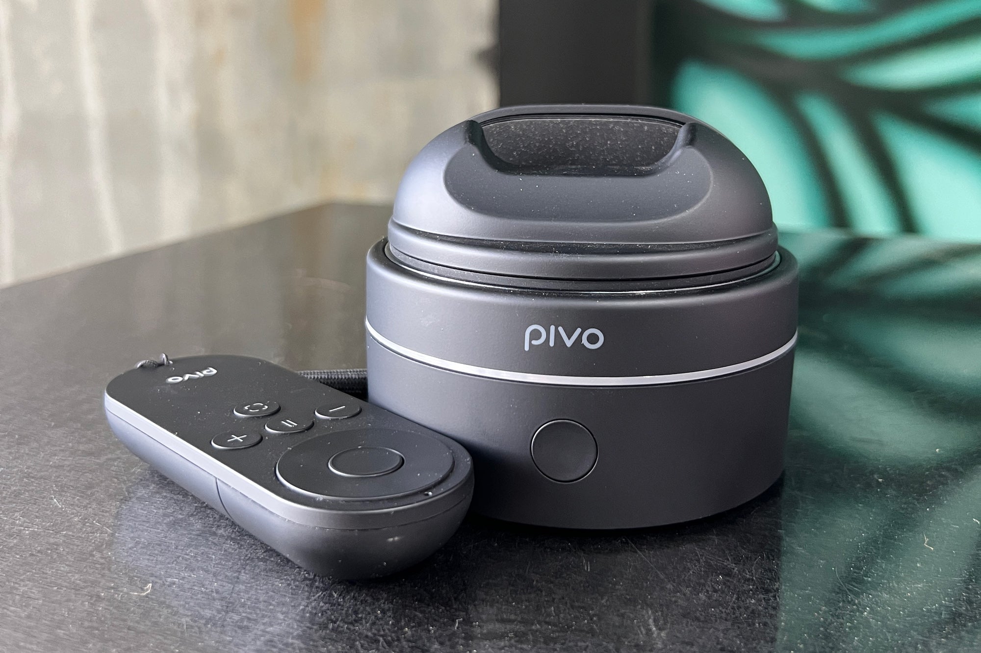 Pivo Max review: An auto-tracking option for solo content creation ...